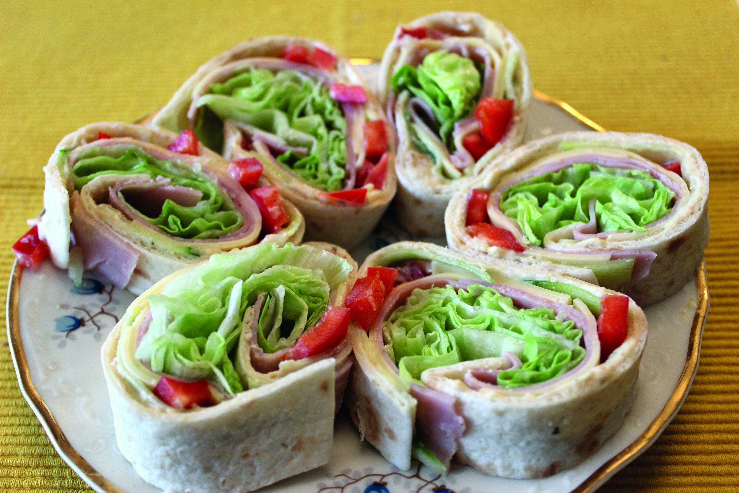 Polnjena pšenična tortilja - Društvo za zdravje srca in ožilja Slovenije
